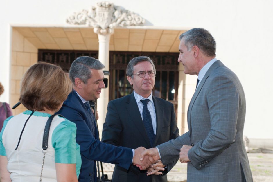 Seara Palatului Elisabeta dedicată Asociației Elisabeta Rizea | Familia ...